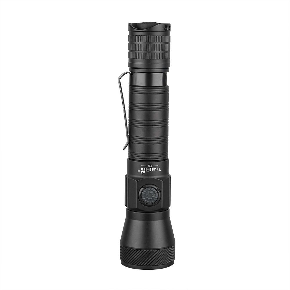E5 ZOOM FLASHLIGHT